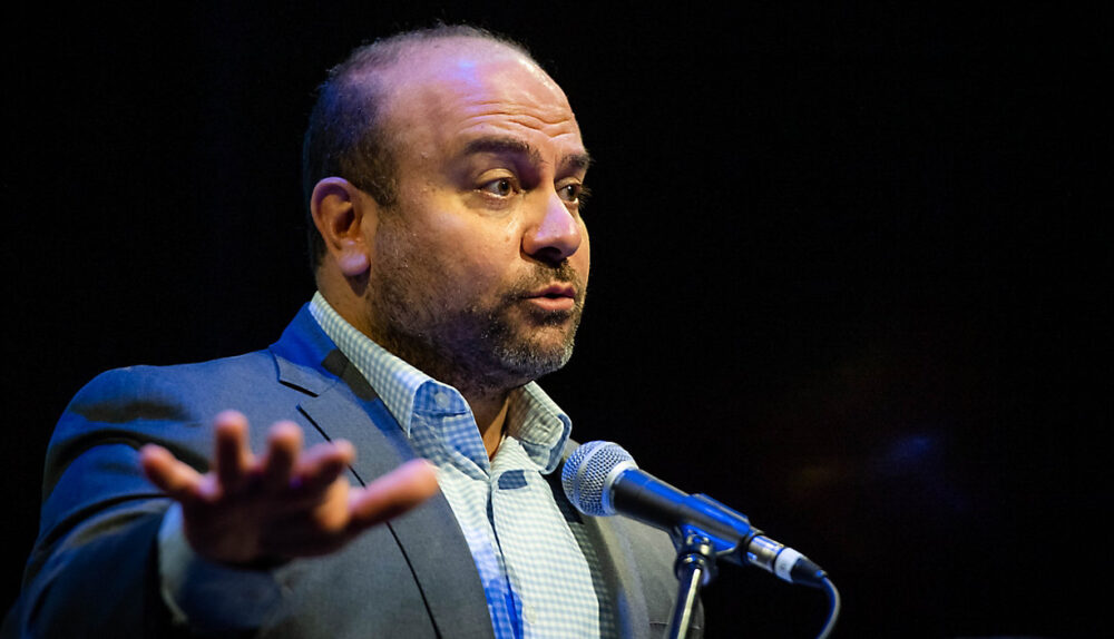 Los Angeles City Council Approves $750,000 Salary for New DWP General ... Los Angeles City Council Approves $750,000 Salary for New DWP General ...